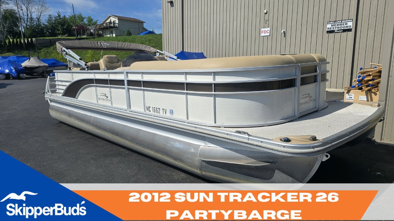 2012 Sun Tracker 26 PARTYBARGE Boat Tour SkipperBud's - YouTube