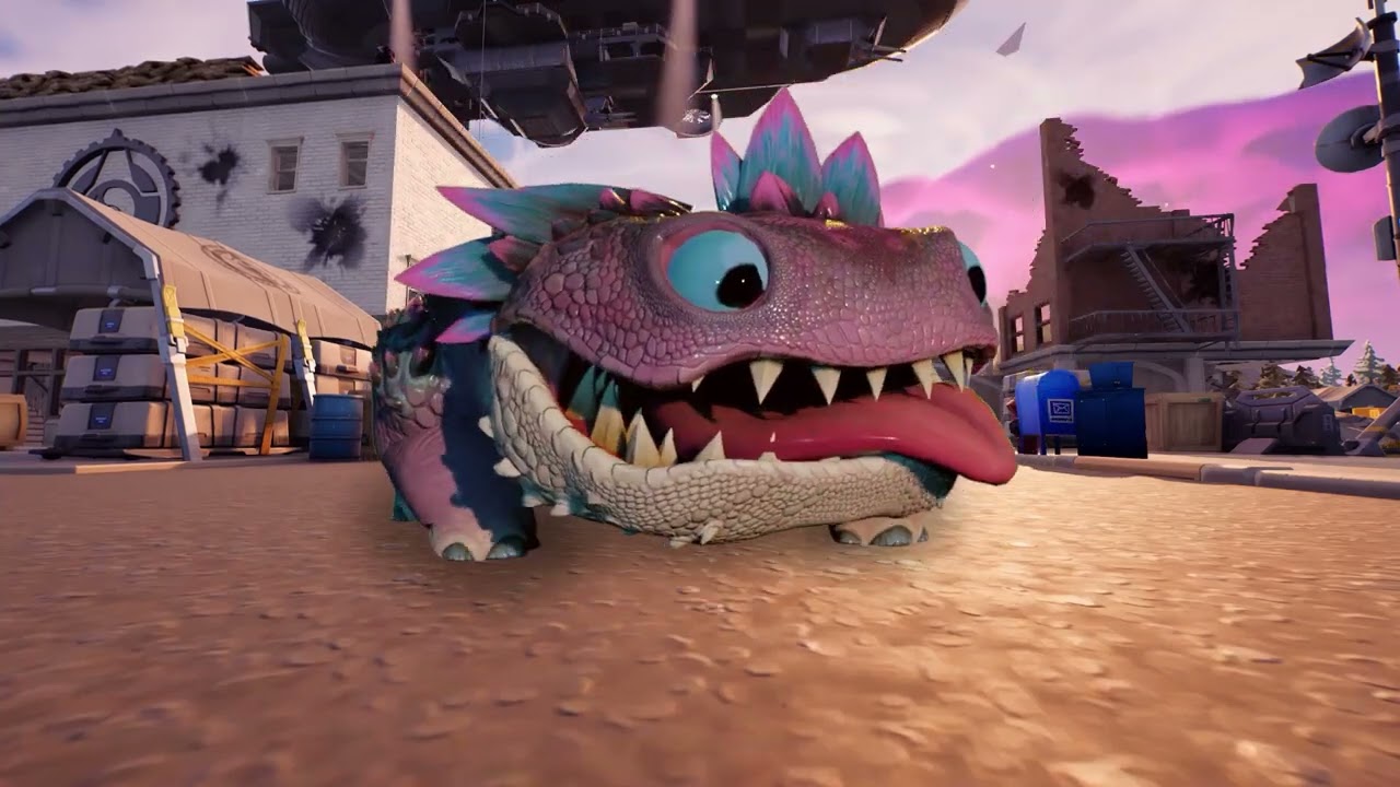 Klombo Is BACK! and he dances? - YouTube