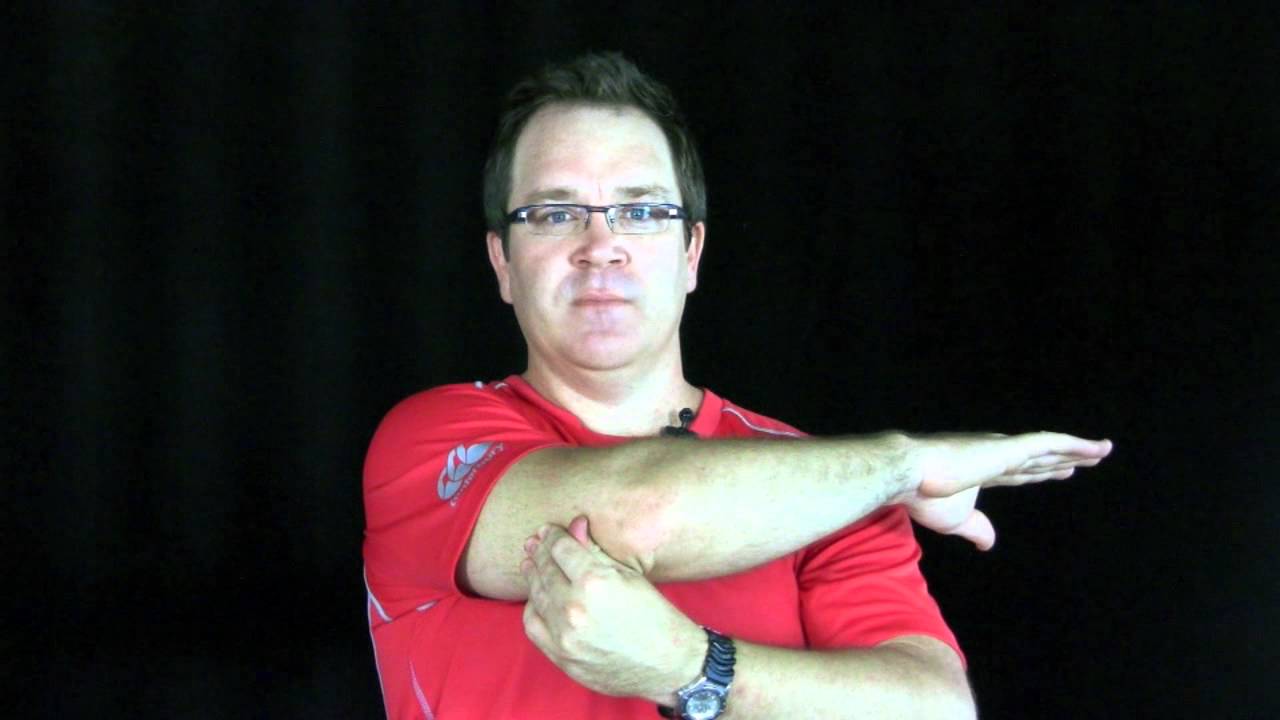 Across Body Shoulder Stretch Technique - YouTube