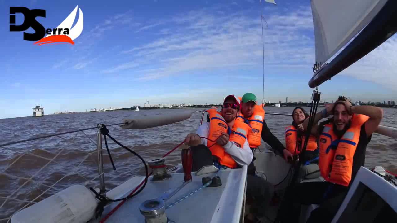 Velero Clandestino en clases prácticas con la Escuela Náutica Dserra ...