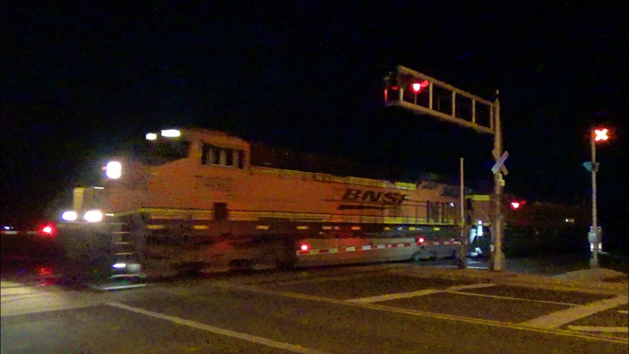 A Few Out West on the BNSF Southern Transcon - October 17 & 18, 2021 ...