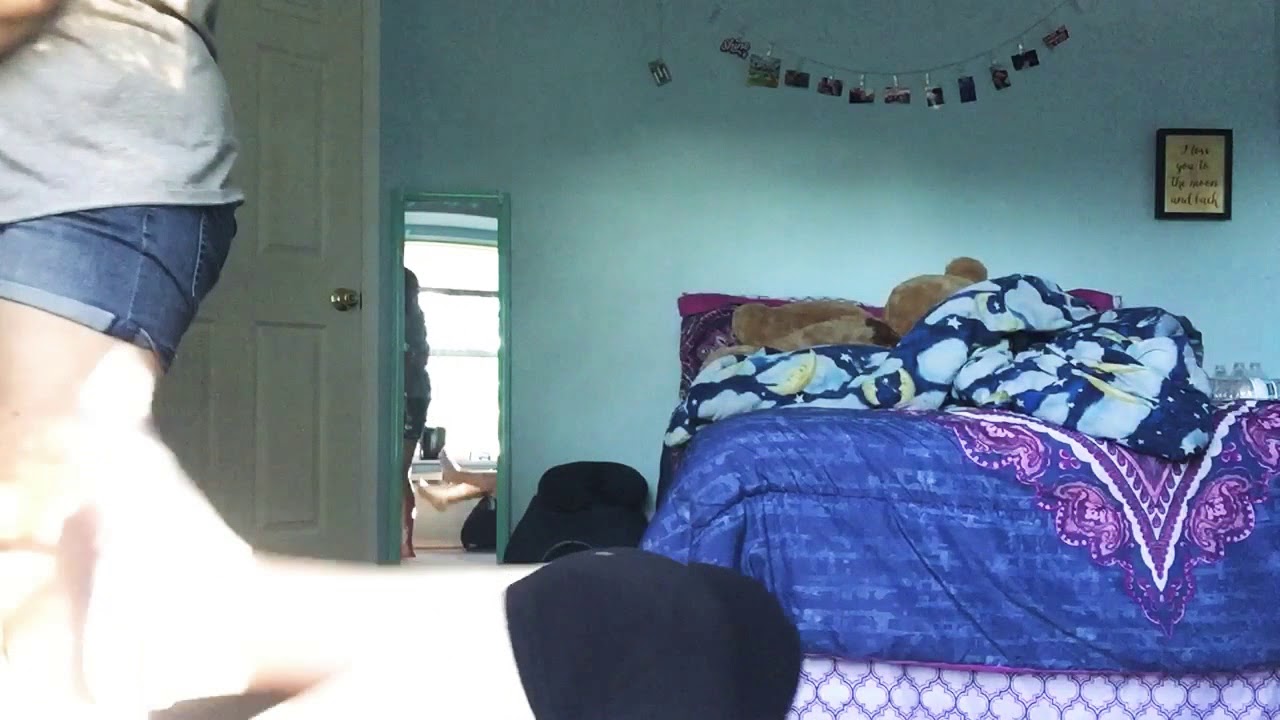 When to 14 year old girl try to make a YouTube vid 😂👍 - YouTube