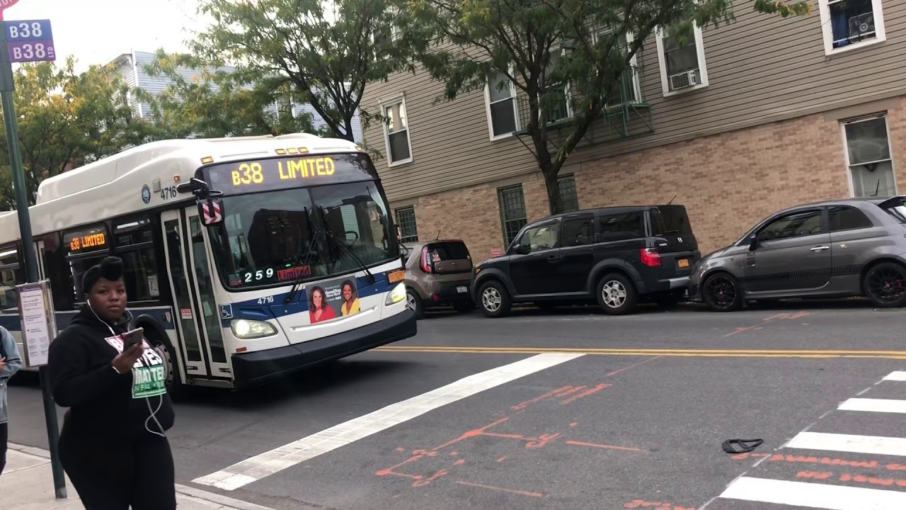 Ridgewood-Catalpa and Downtown Brooklyn(Flatbush Av) bound B38 buses ...