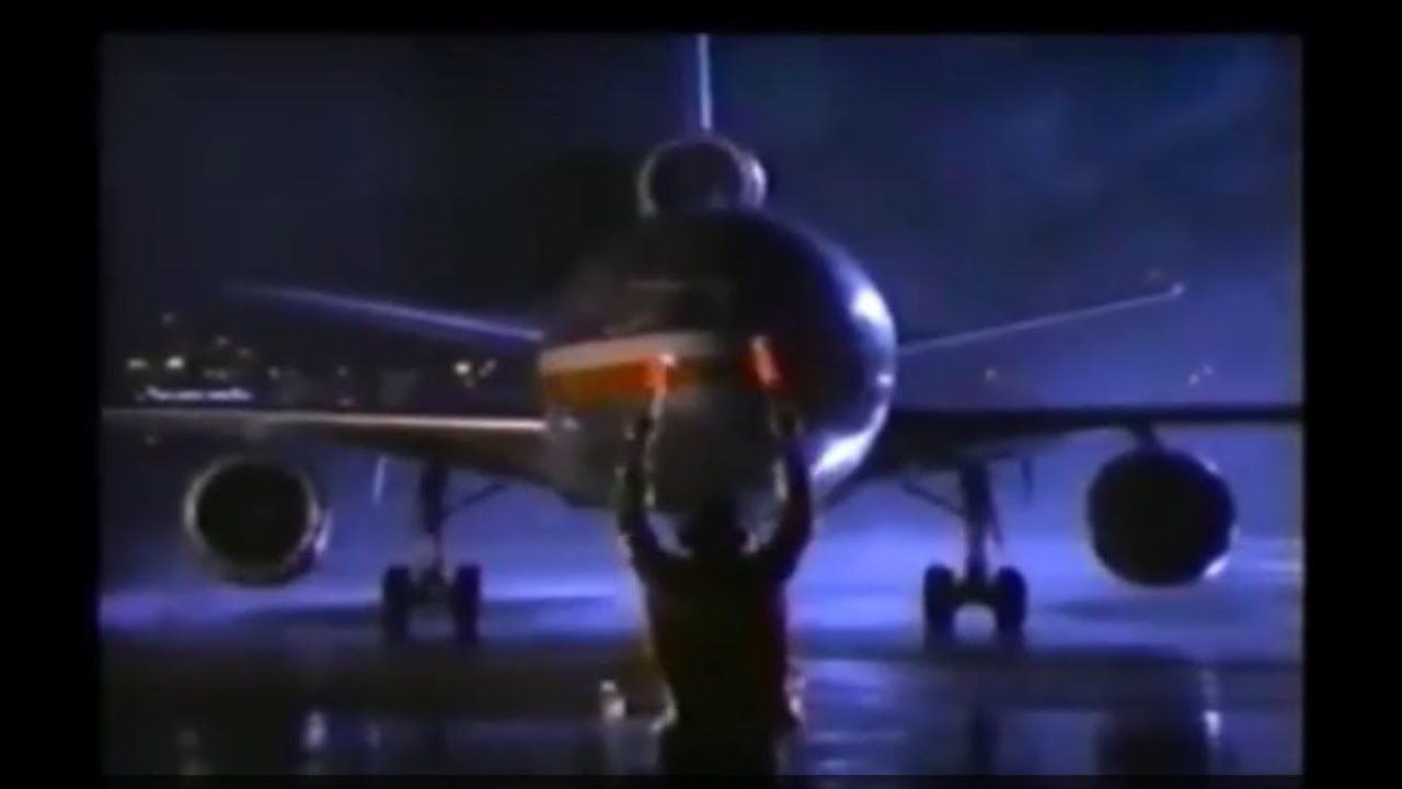 1995 American DC-10 Commercial - YouTube