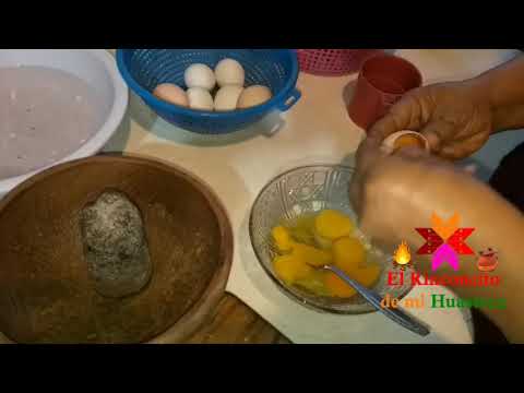 Pemuches a la mexicana con huevo - YouTube