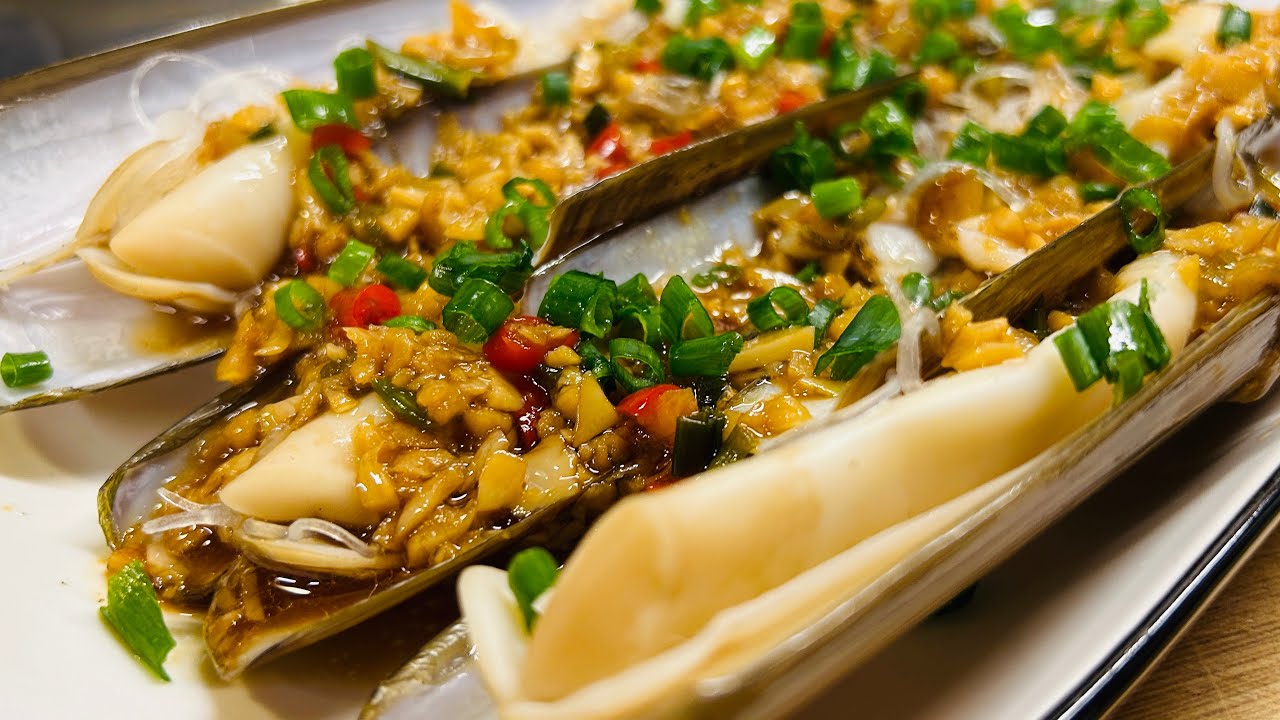 Easy! Razor Clams with garlic Sauce | Steam Clams-Chinese Seafood - YouTube
