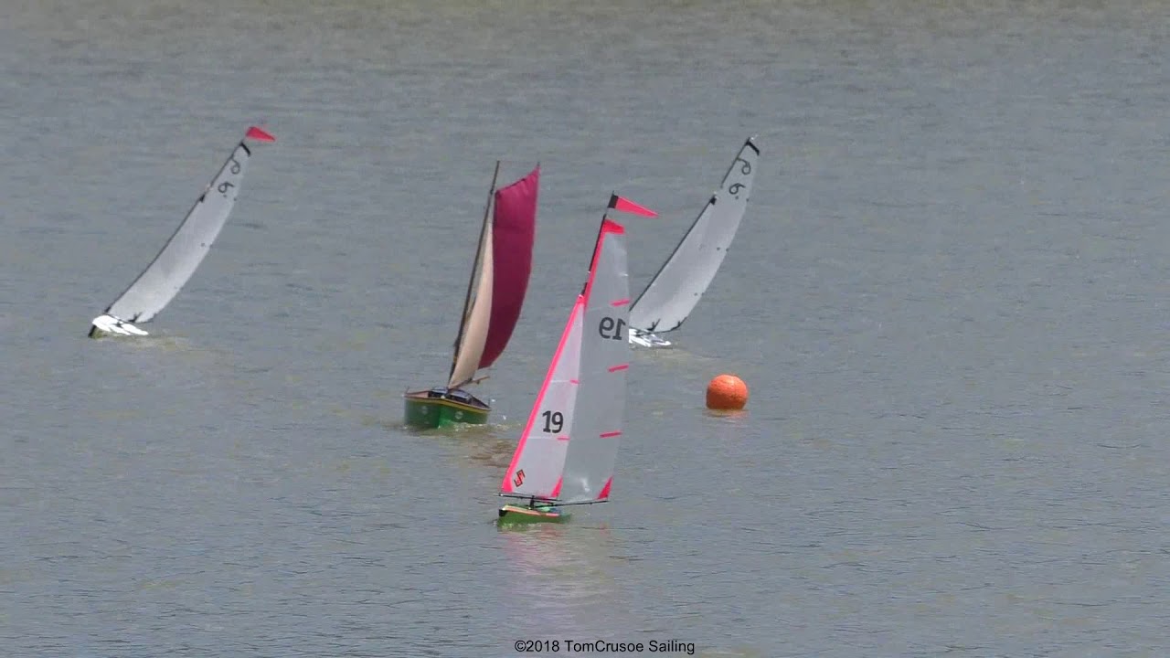 Bearospace EMMA sloop goes head to head with DF95 and DF65 - YouTube