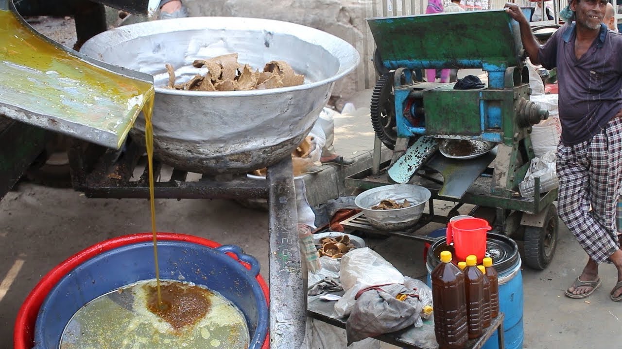 Mustard oil - সরিষা থেকে মেশিনের মাধ্যমে তেল কিভাবে বের করে? চলুন দেখি ...