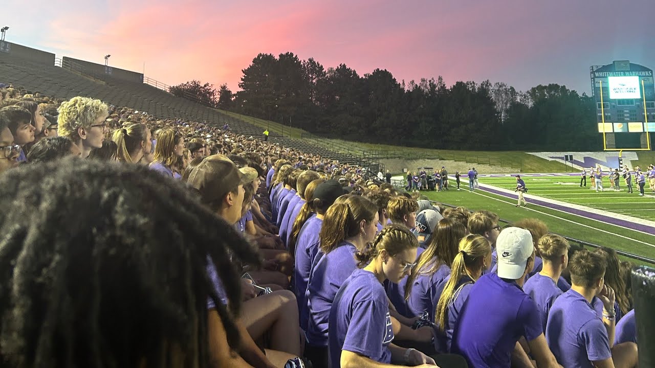 FIRST WEEK IN COLLEGE!!| College Freshmen| Freshmen Welcome, Classroom ...