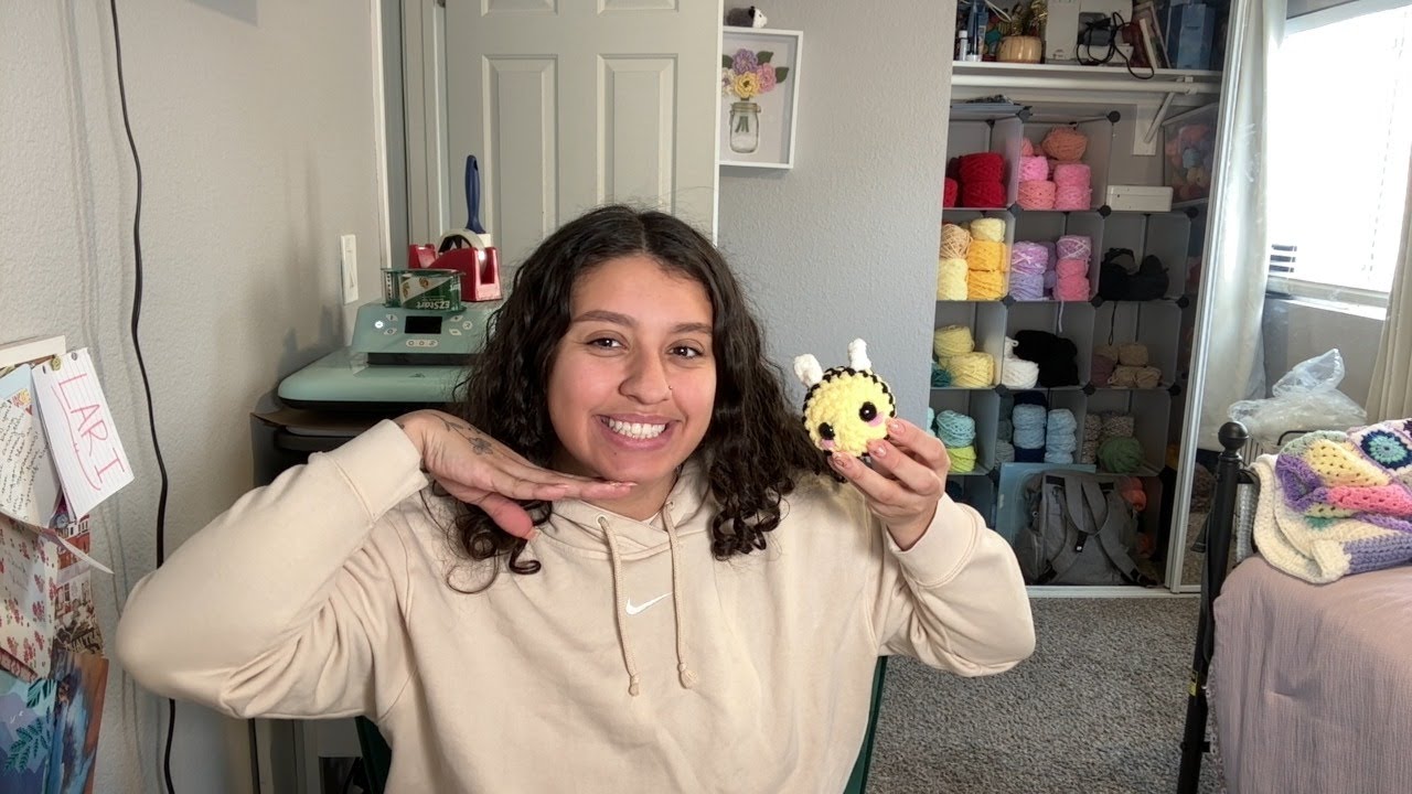 Crochet and chat - YouTube