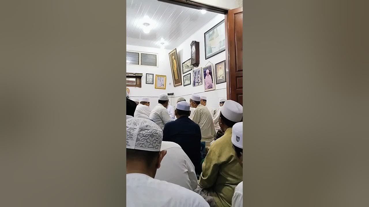 Rutinan Majlis Burdah, bersama.Habib Abdullah Bin Husein Alaydrus - YouTube