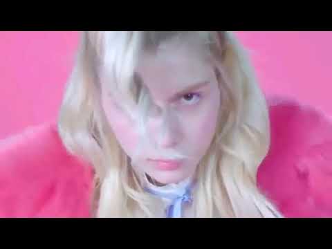 ALEYNA TİLKİ & EMRAH KARADUMAN ÖZEL KLİP 《》18 YAŞIM`DA