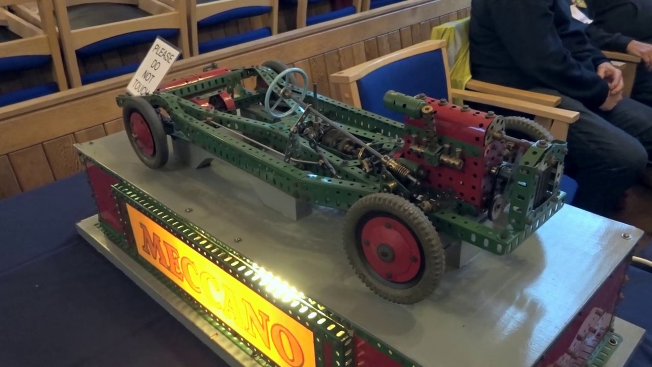 Meccano Dealer Display Models - YouTube