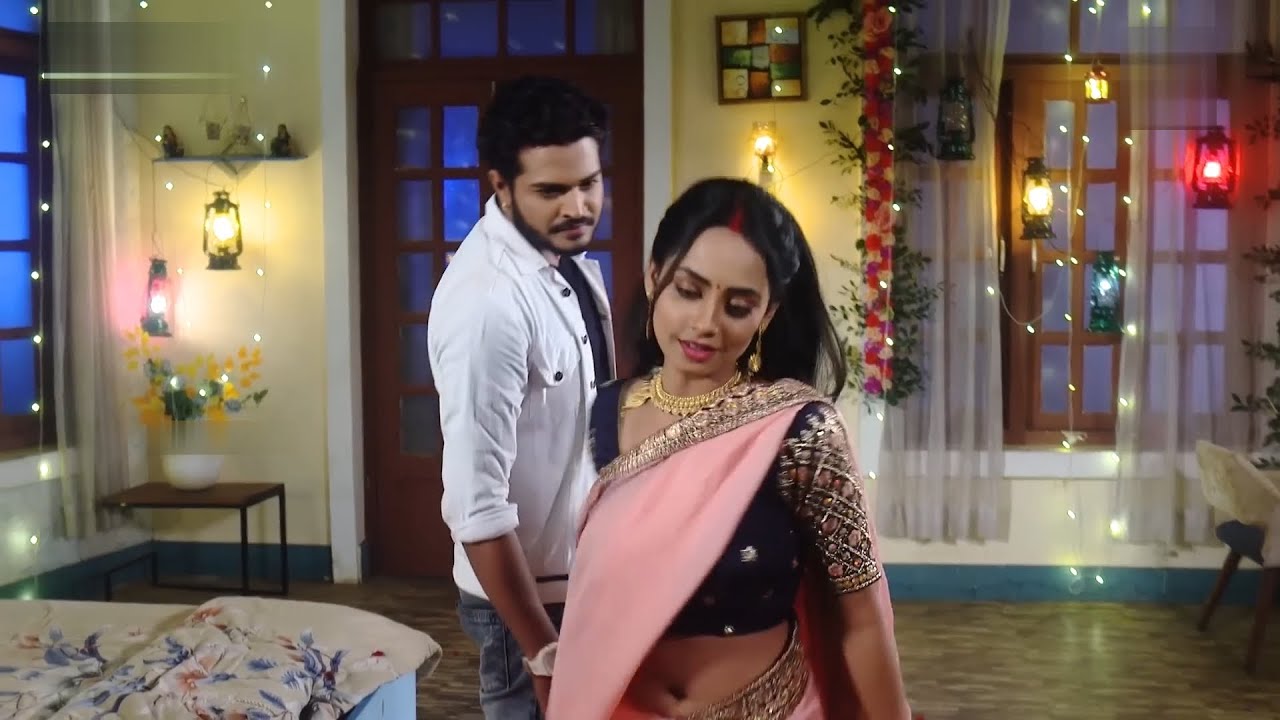 Sima Mishra Hot Yummy Sexy Shows Her Hotty Uhu Aha Stomacth Tummy Body ...