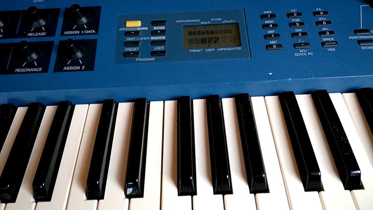 Yamaha CSX1 2019 - playing with - immer noch uptodate - YouTube