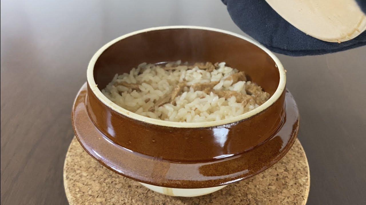 Kamameshi the Japanese rice pilaf in a pot | Instant food in Japan ...