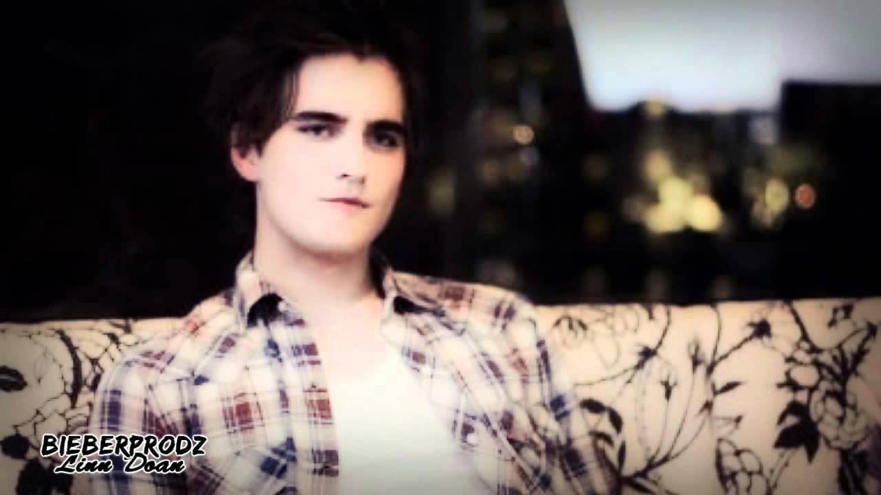 MULTiFEMALE {+ one guy} // PARTY iN OUR HEADS - YouTube Music