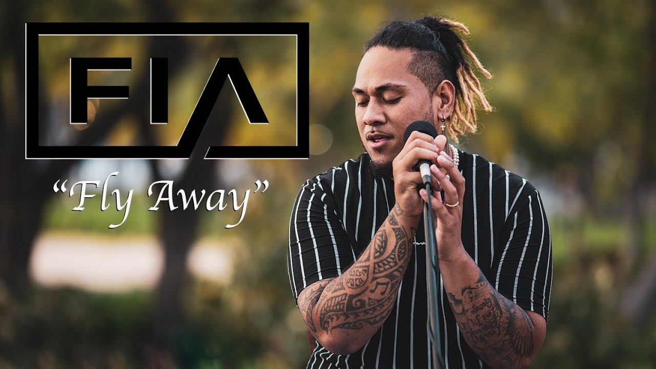 Fia - Fly Away (HiSessions.com Acoustic Live!) - YouTube