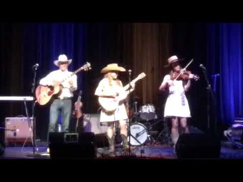 Kristyn Harris - Somewhere Over the Rainbow - YouTube