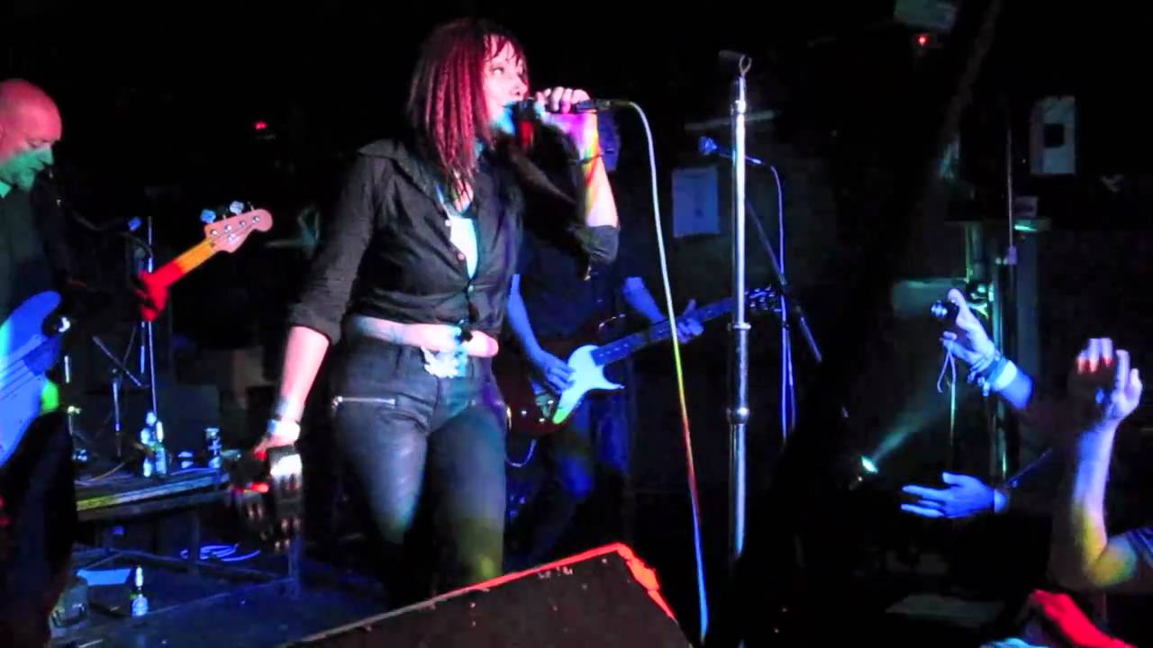 Anne Marie Hurst - So Sure (live @ Electrowerkz, London, Oct 2010 ...