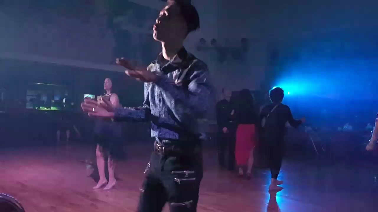 Max kidd quẩy như quả bóng - YouTube