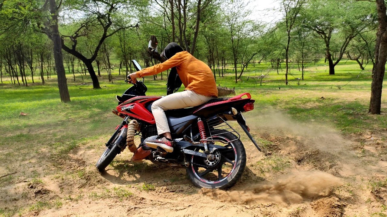 Honda Stunner Bike Stunts 😂😂😂 - YouTube