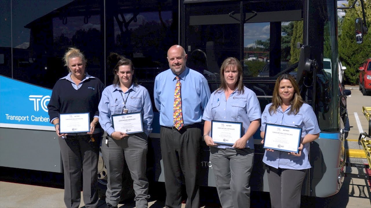 New female bus drivers graduate - YouTube