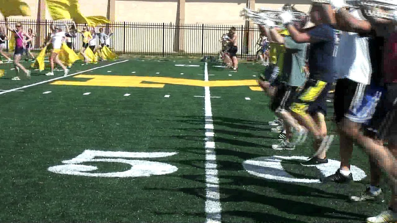 New turf for Michigan Marching Band on Elbel Field - YouTube