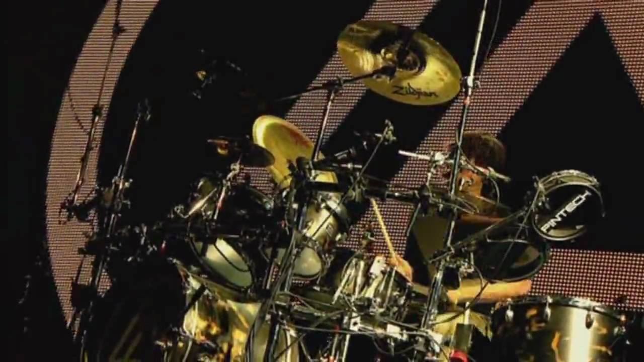 Robert Bourdon Solo [Drummer] Linkin Park - YouTube