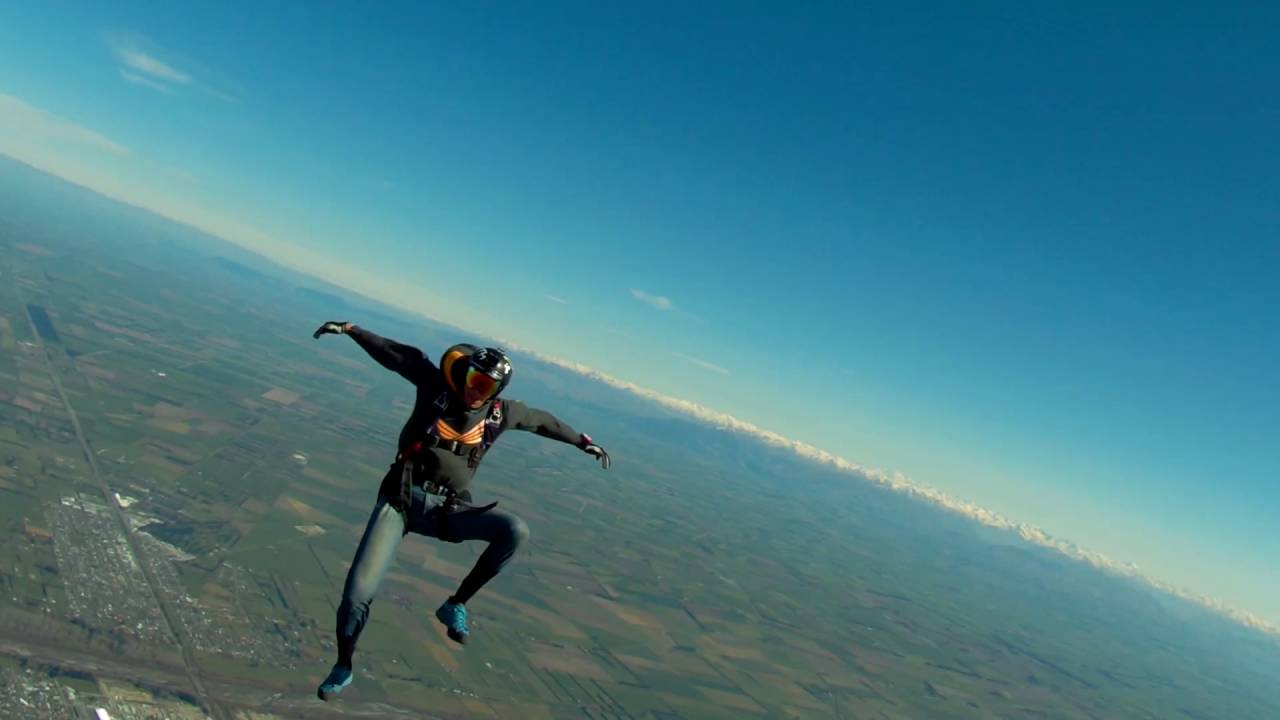 Skydiving Kiwis Freefly - New Zealand - FriedeFly Actionpro X8 - YouTube