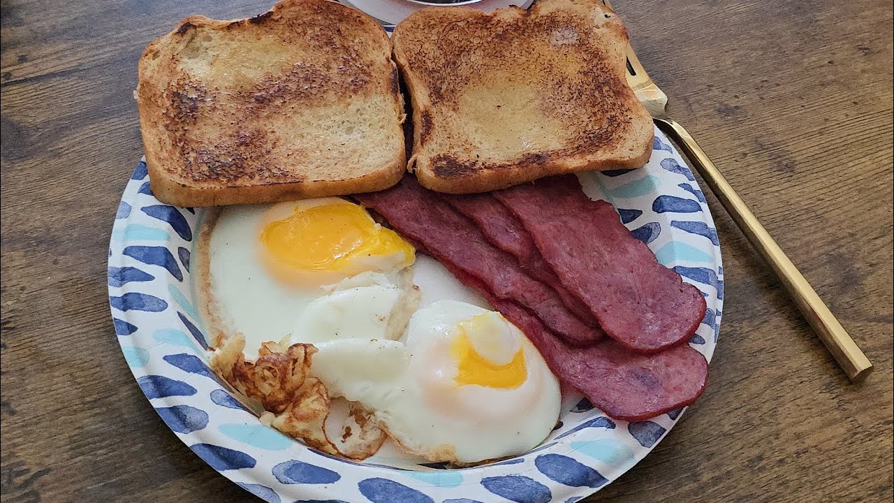 Cutting Breakfast Meal Prep ASMR - YouTube