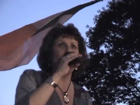 Kitty Kelly singing "Catskill Fever" - YouTube