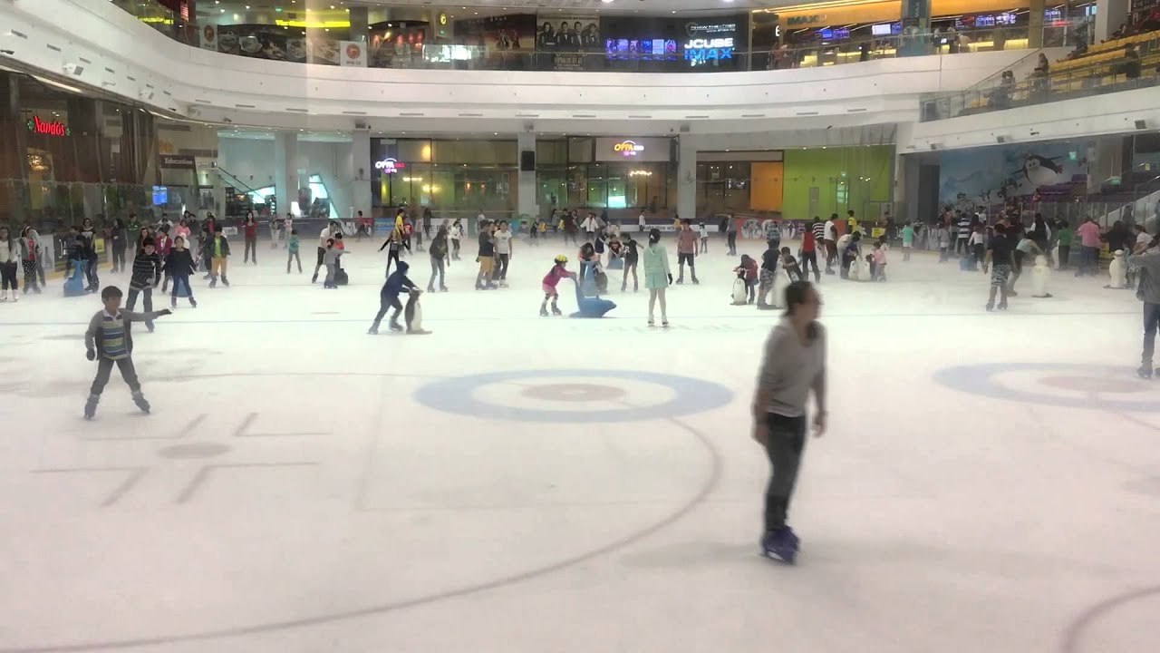 JCube mall (Jurong East, Singapore) - YouTube