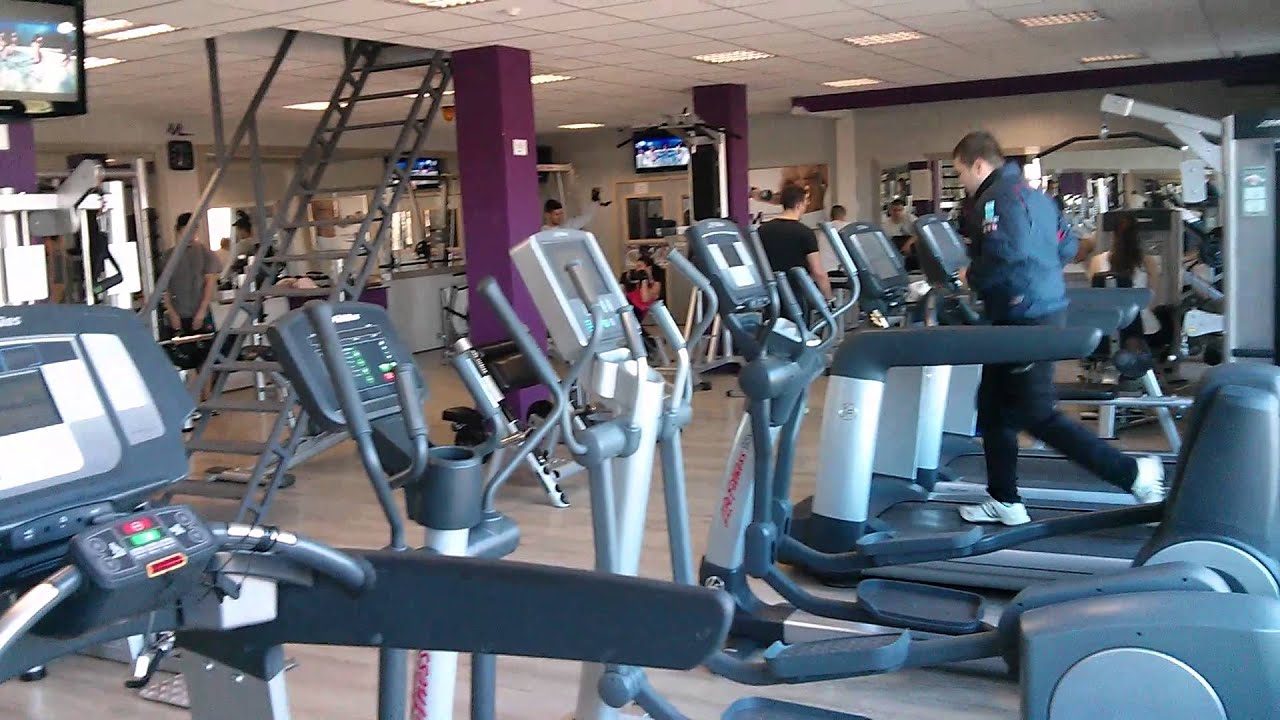 Maximum Effect Fitness & Gym Vozdovac 4 - YouTube