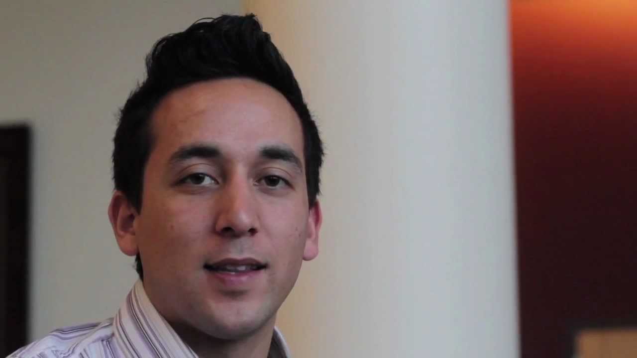 Orgullo Latino, Mauricio Mora (Chile) - YouTube