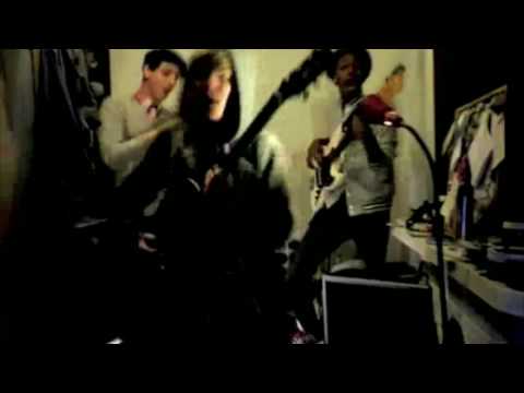 Swimming Pool - Ellie Goulding - YouTube