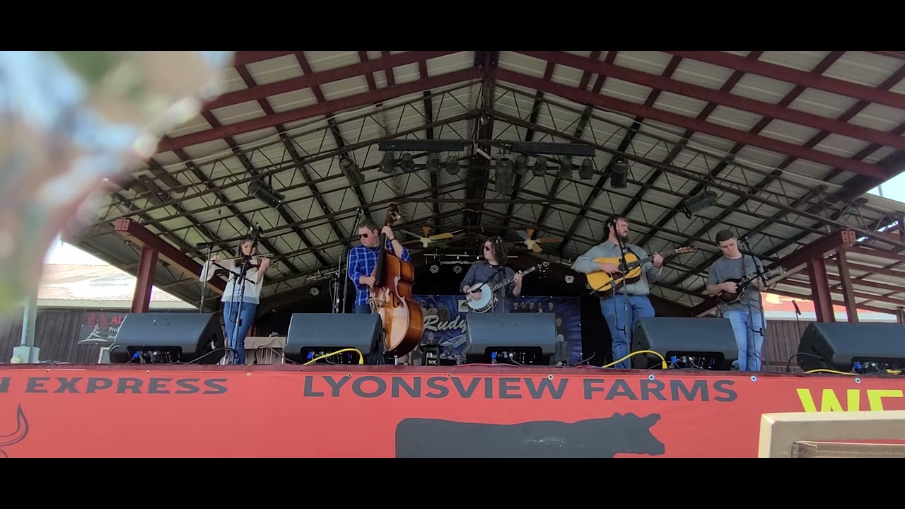 Many A Mile / Gibson Davis and Copper Valley featuring Kyle Kleinman ...