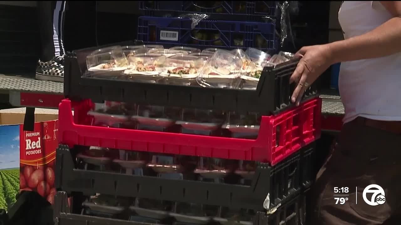 Detroit Grand Prix leftovers feed thousands through Metro Food Rescue - YouTube