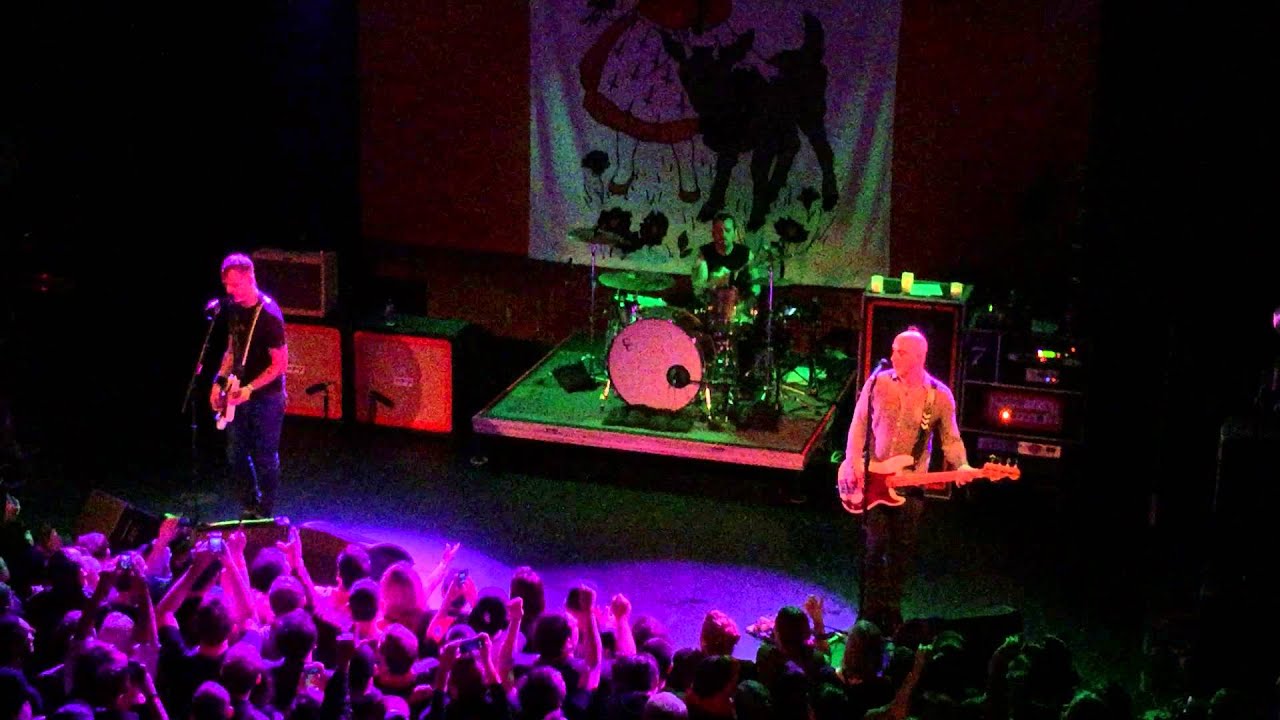 Alkaline Trio - Radio | Past Live Night 2 [Brooklyn 2014] - YouTube