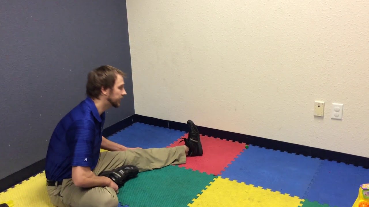 Hurdler/Hamstring Static Stretch from AZOPT - YouTube