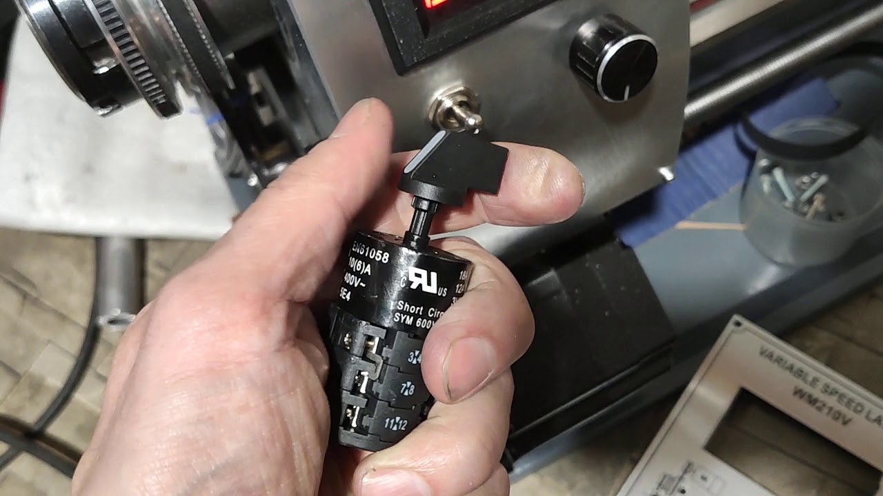 мини токарный WM210 эргономичный тумблер реверса. - YouTube