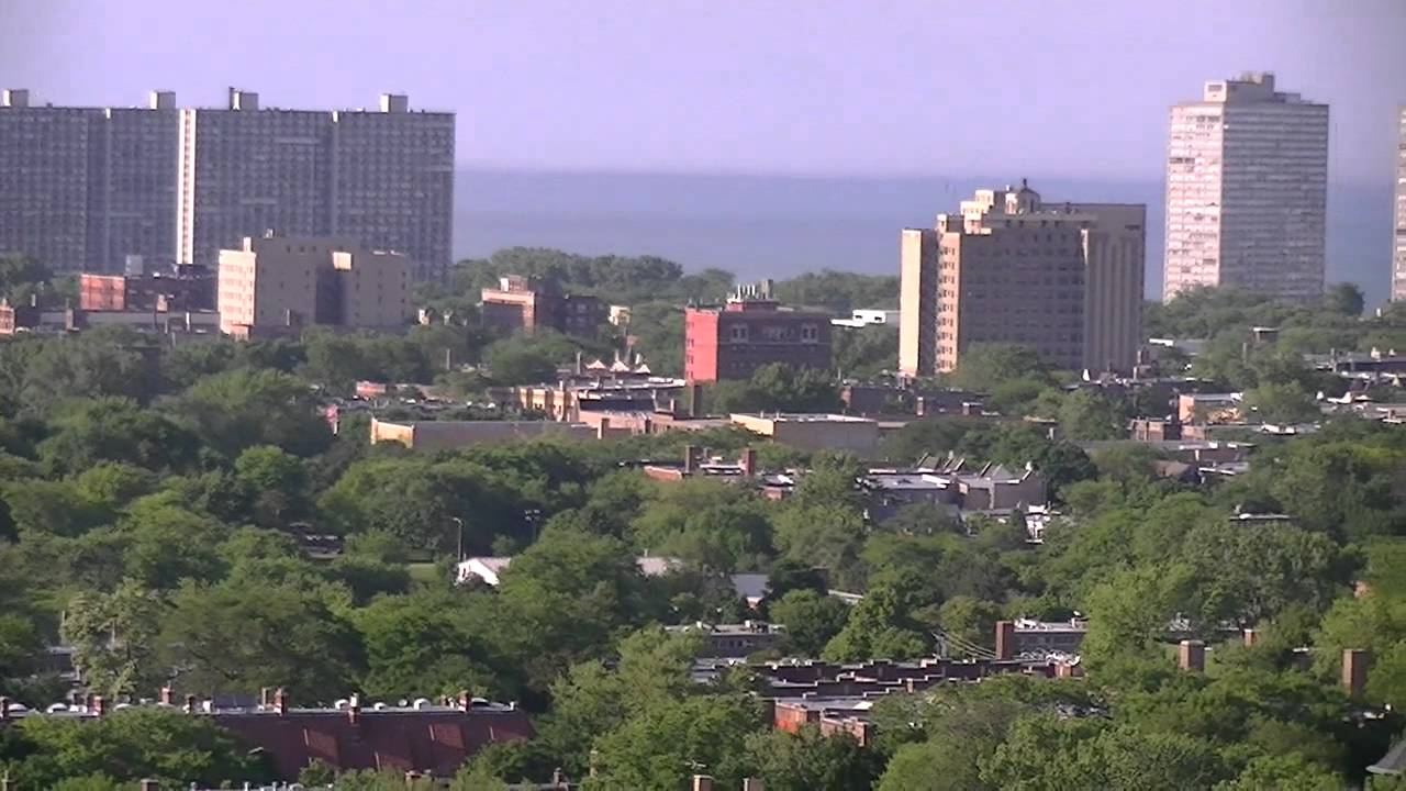 University of Chicago Carillon - YouTube