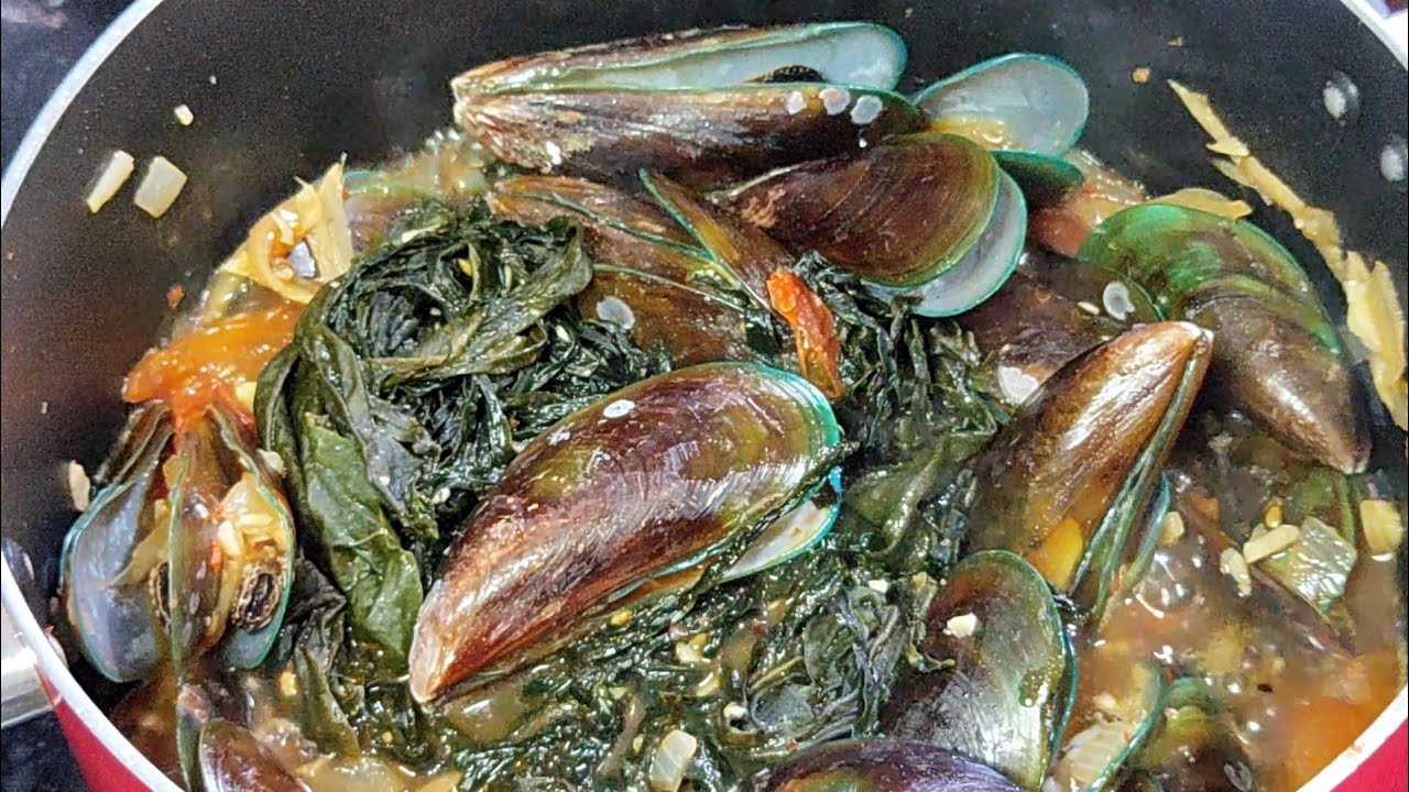 Simple spicy tahong recipe with wakame seaweed | Tahong ni Carla ...
