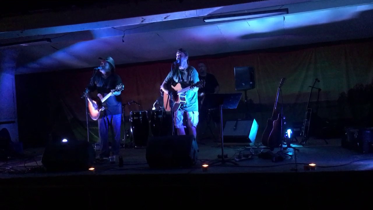 InBetweens playing Coconuts 2017 - YouTube