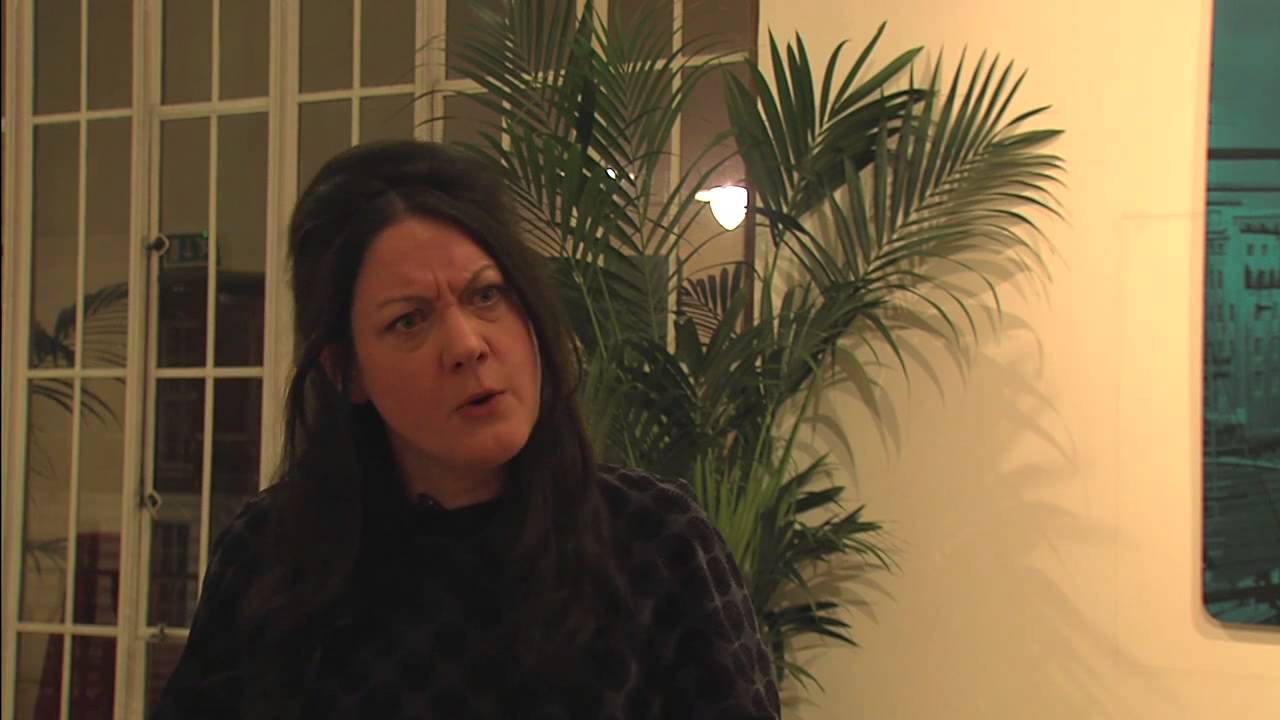 Q&A with Samuel Johnson Prize for Non-Fiction winner Helen Macdonald ...