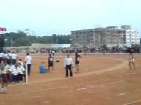 4x4 Relay Reva - YouTube