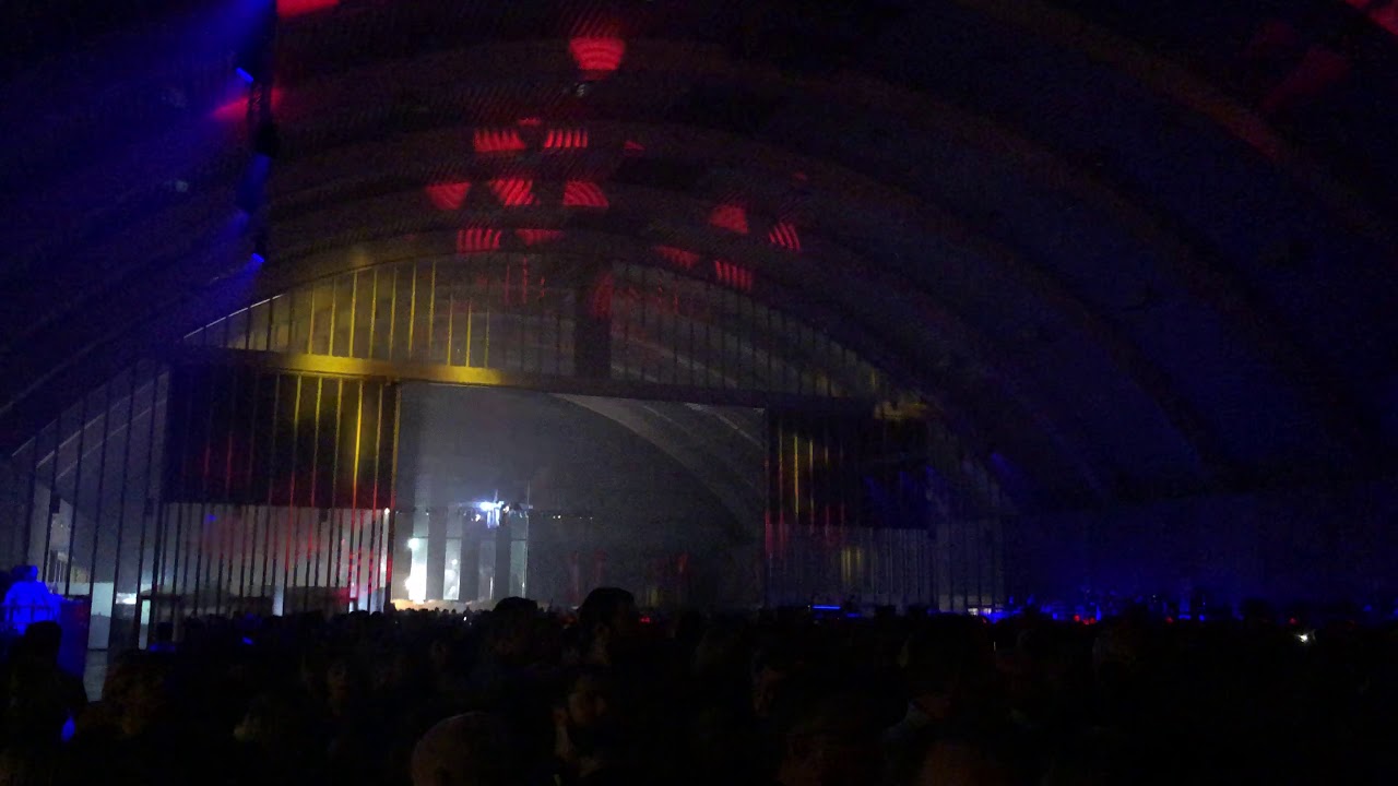 Concert David Guetta Lotto Mons expo - The Legendz - YouTube