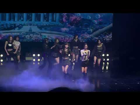 250330 트리플에스(tripleS) - Invincible [Triple S Come True: World Tour in ...