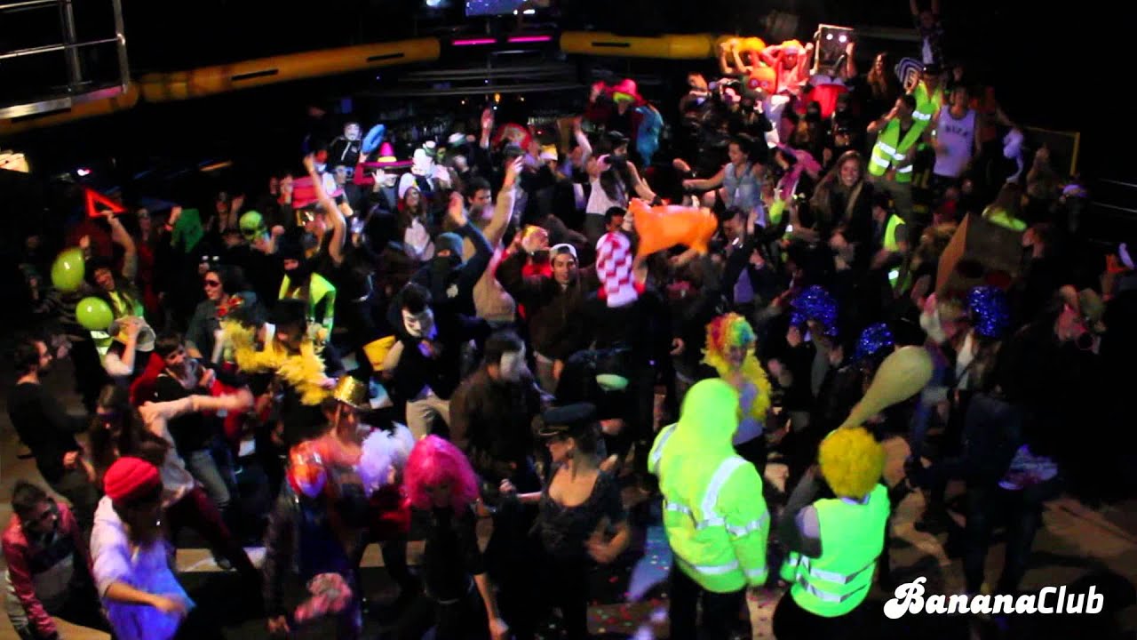 Harlem Shake Banana Club (Nightclub) - YouTube