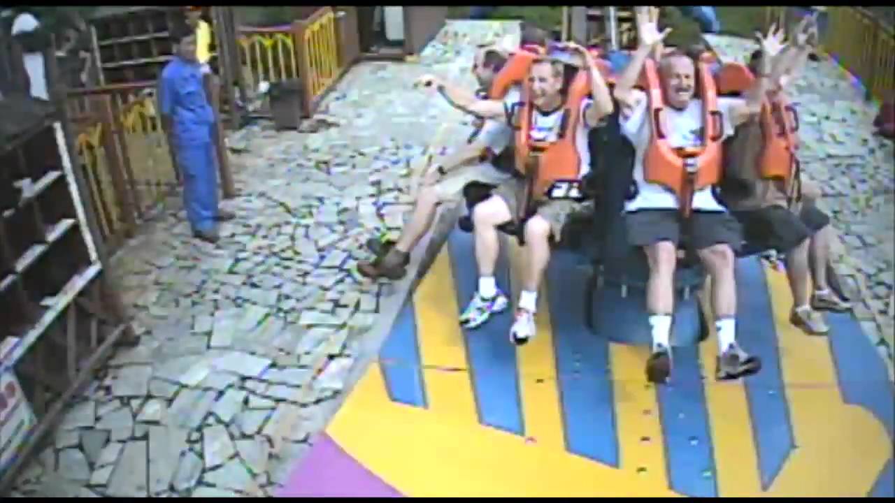 Intamin Half Pipe Roller Coaster POV Chimelong Paradise China - YouTube